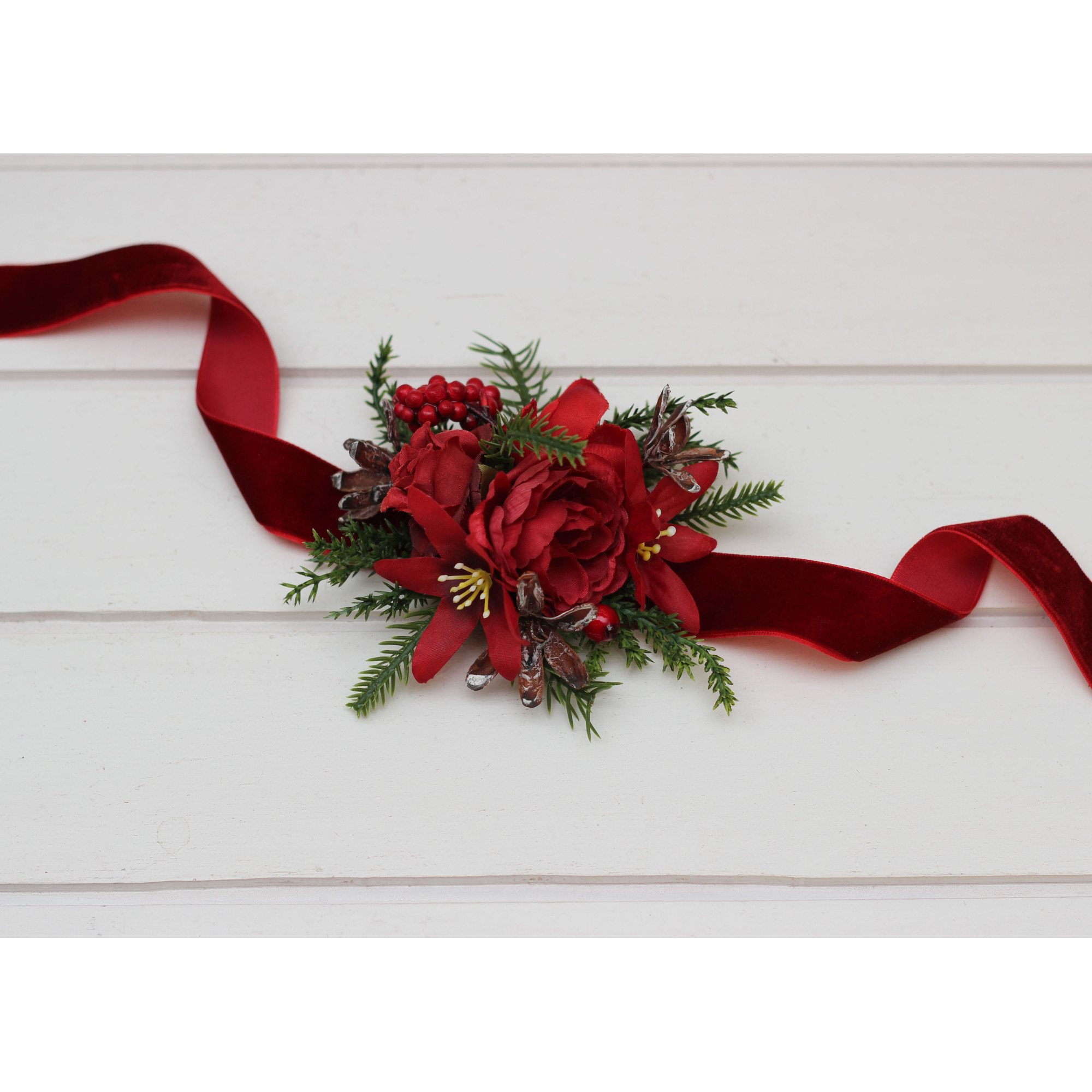 Winter Wedding Corsage – Red & Green Christmas Floral Bracelet ...